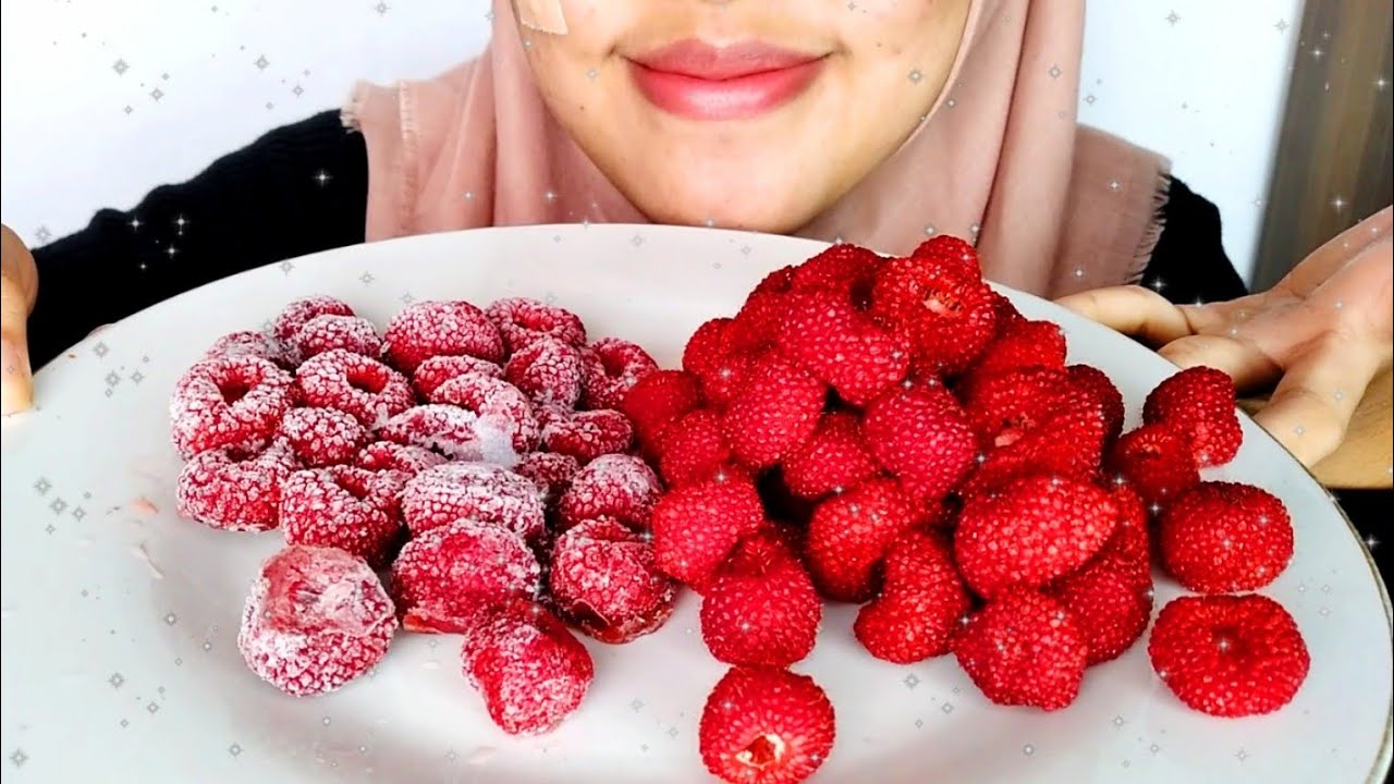bukan MUKBANG ASMR BUAH ARBEI (RASPBERRY LOKAL) SEGAR DAN BEKU. ASEM ...