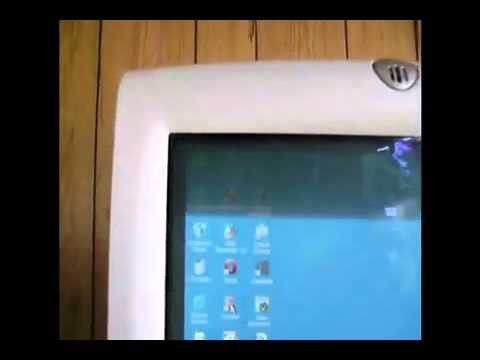 Windows 2000 running On The Dell Dimension L800r - YouTube
