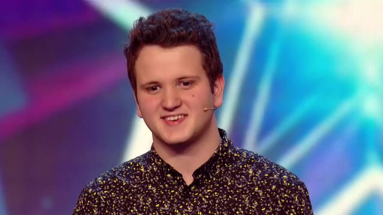 Best Music Talent. Simon Didn't Believe He Is From Earth! - YouTube