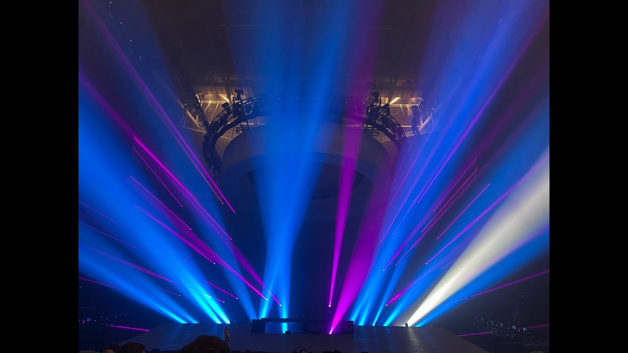 ZHU - Cocaine Model - O2 Arena London - 4K by @domelove - YouTube