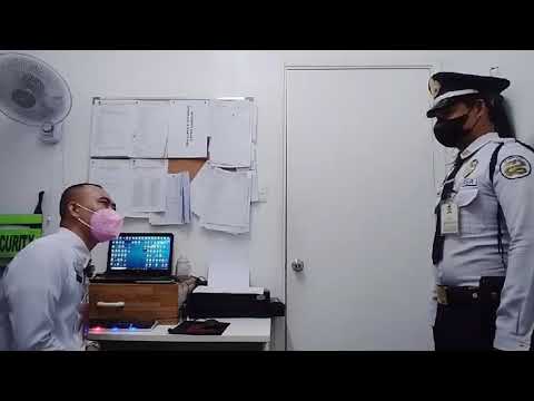 Security Guard naabutang tulog ni OIC!! - YouTube