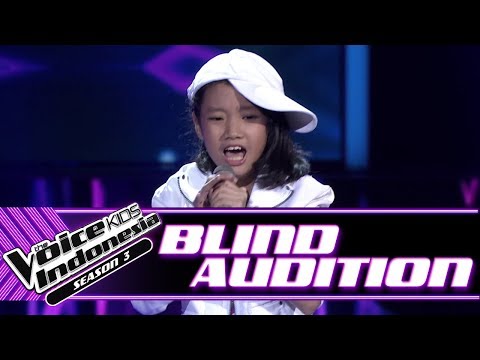 Mikayla - Coke Bottle | Blind Auditions | The Voice Kids Indonesia Season 3 GTV 2018