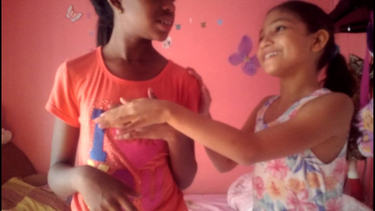 fastidiando a mi amiga - YouTube