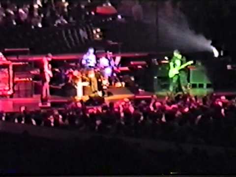 U2 Boston 2001-06-08 - Part 1 - YouTube