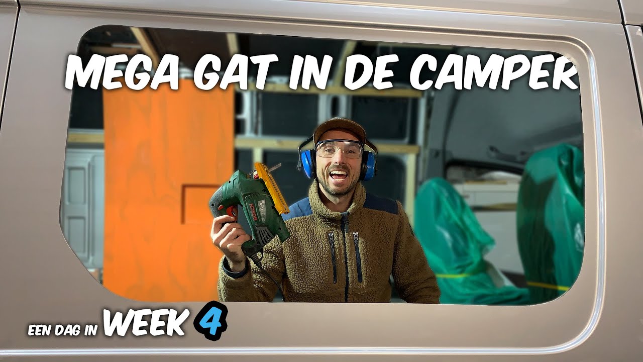Een vaste ruit plaatsen in de schuifdeur van onze camper - YouTube