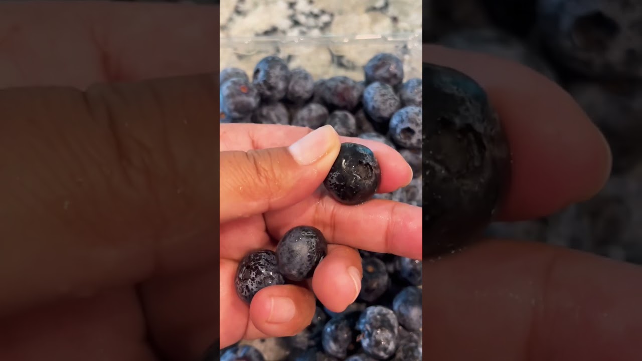 Satisfying fruit pinching😱 blueberries not blue? #shorts #blueberry ...