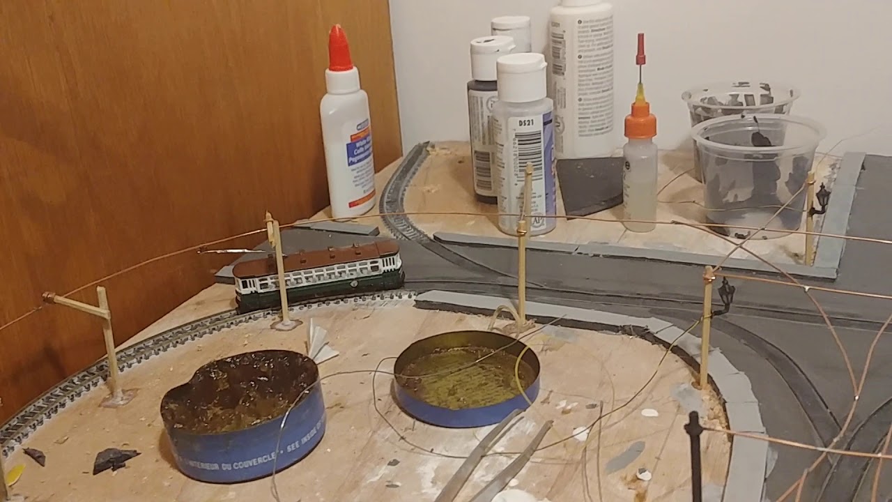 Homemade n scale working trolley pole ! - YouTube