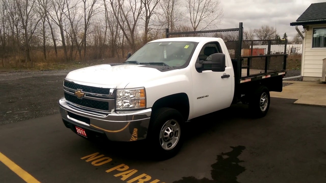 2011 Chevrolet Silverado 2500HD Flatbed Walk Around and Start Up - YouTube
