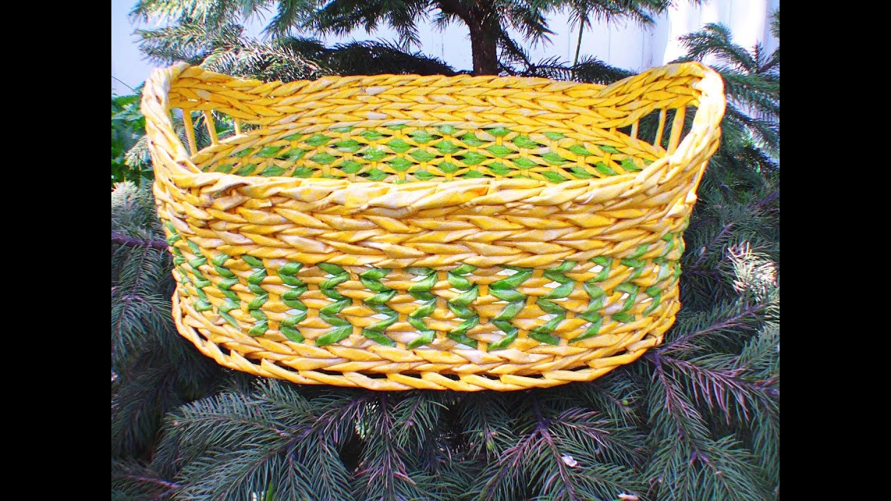 Weaving the pattern Rhombuses of newspapers - YouTube