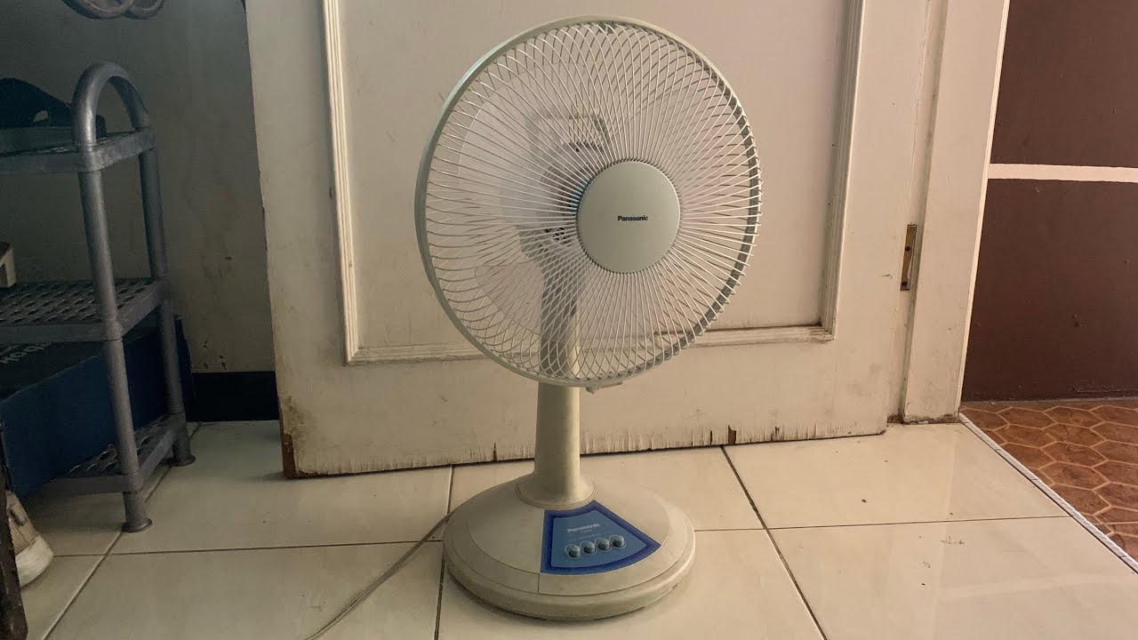 2004 Panasonic 12” desk fan - YouTube
