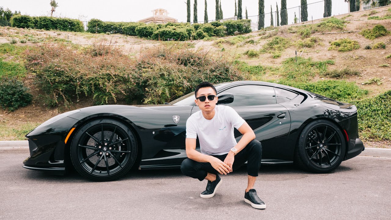 体验800匹法拉利超级快带来的离心快感- Ferrari 812 superfast - YouTube