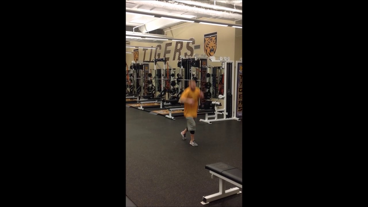 Static Split Squat Jump - YouTube