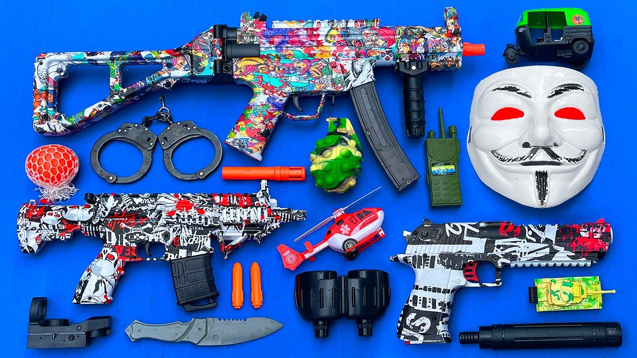 Grabbing the guns & equipment from strangers | Tattooed UMP Sub-machine ...