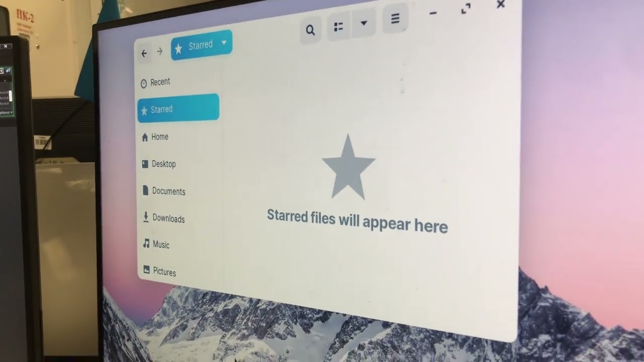 Zorin OS on the Surface Pro with multiple screens (Linux Tablet) - YouTube