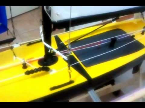 Visite du voilier RC Phantom H.K Ems - YouTube