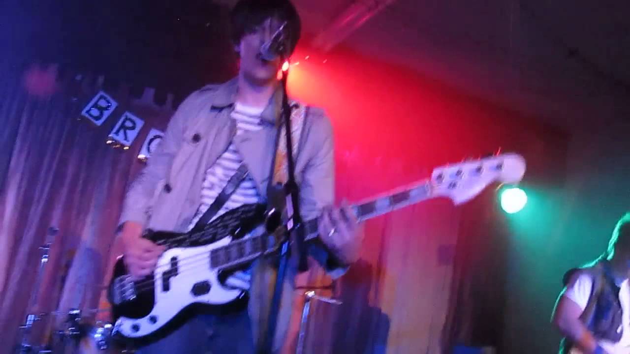 The Brobecks - 08 Goodnight Socialite Live - YouTube