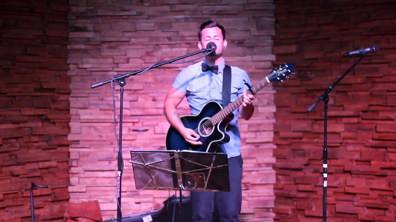 Ain't No Sunshine Cover Nick Mccord - YouTube