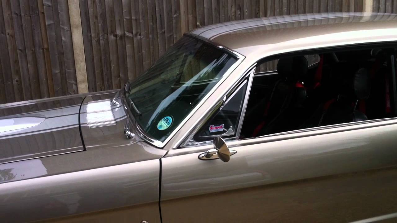 Mustang 1965 347 fitting AccuSpark Intro - YouTube