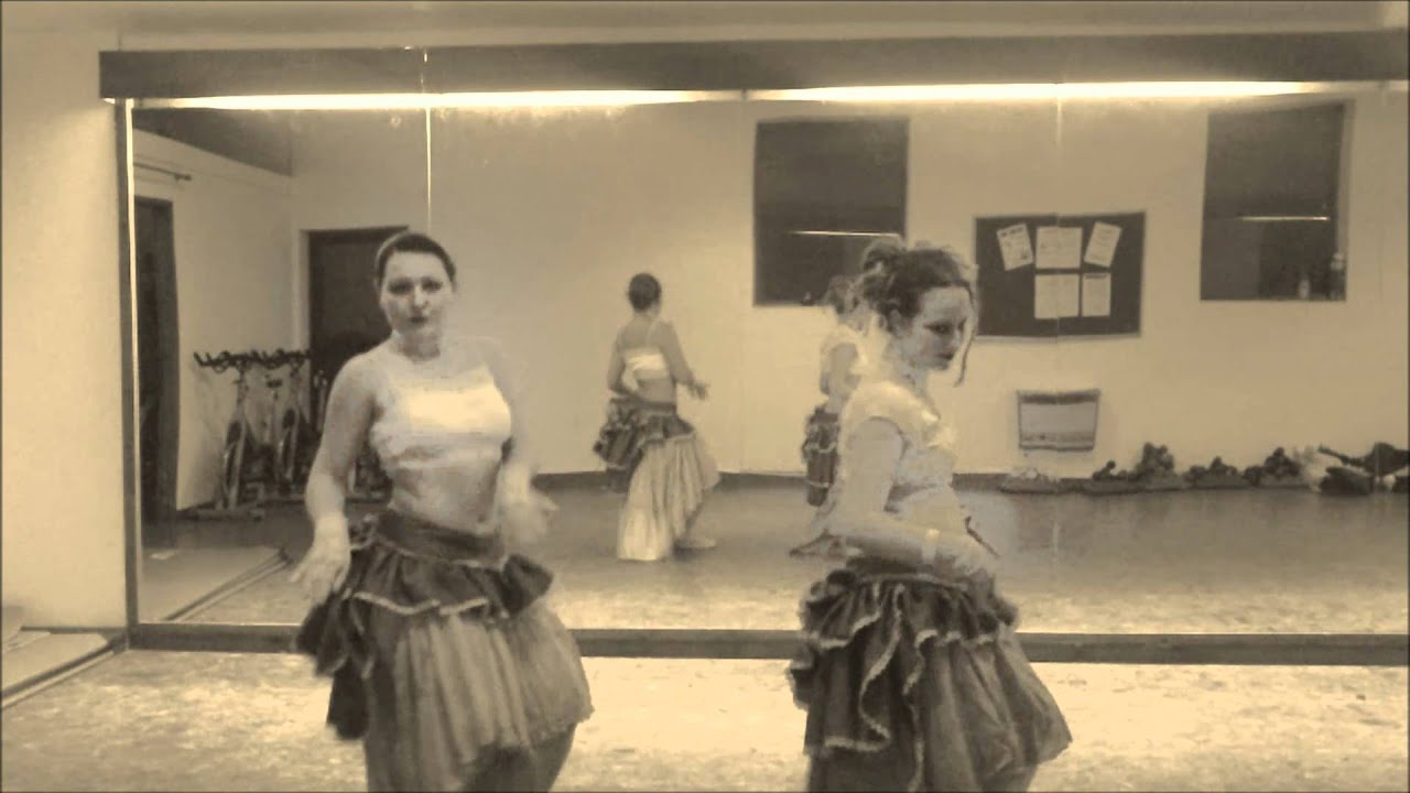 Xenia and Eleanor - Victorian ghost belly dance practice (Malmesbury ...