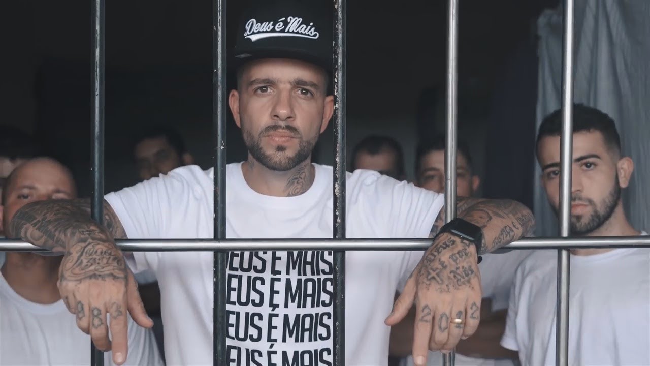 Thiagão - A Vida Não é Netflix [ Clipe Oficial ] - YouTube