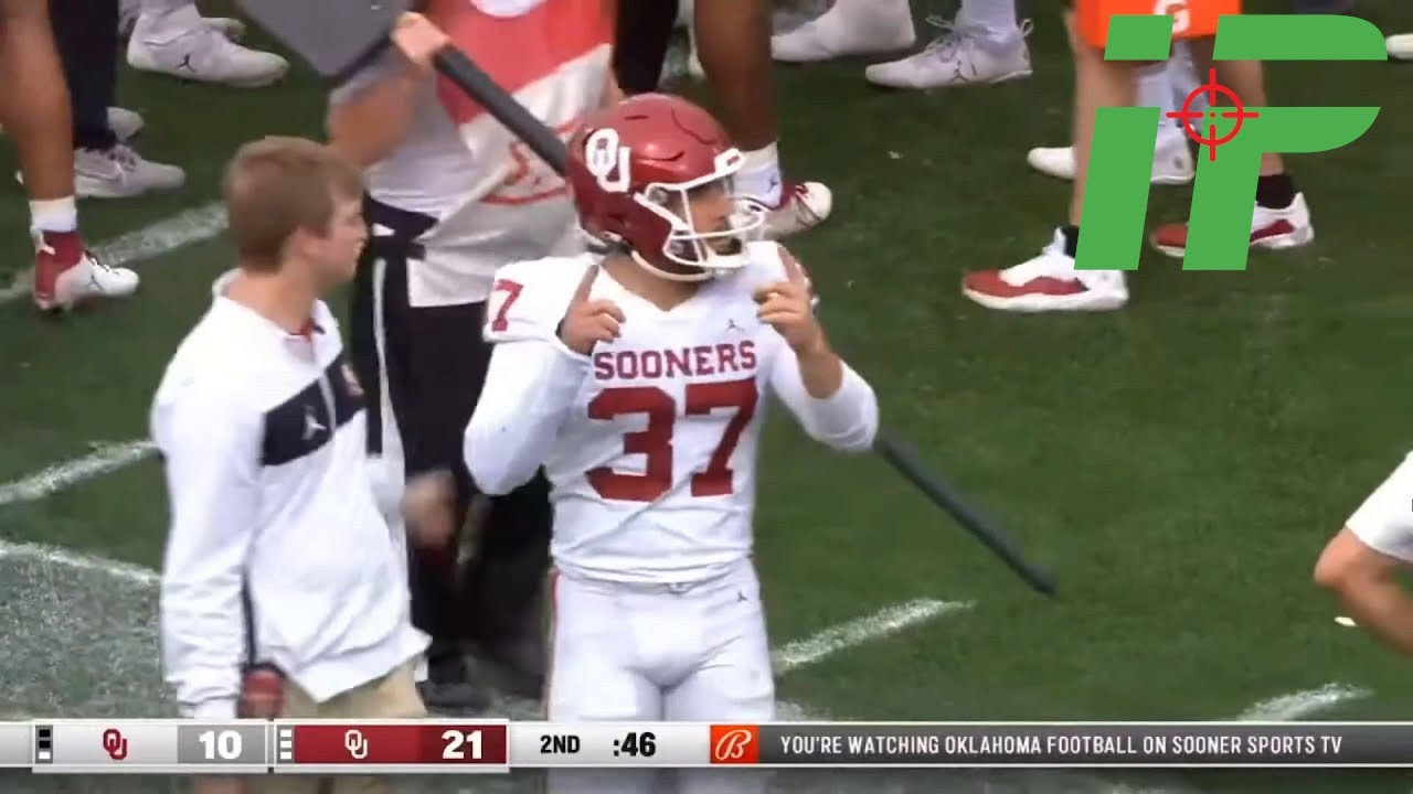 Michael Turk's Perfect Punt 🤩🤩 - YouTube