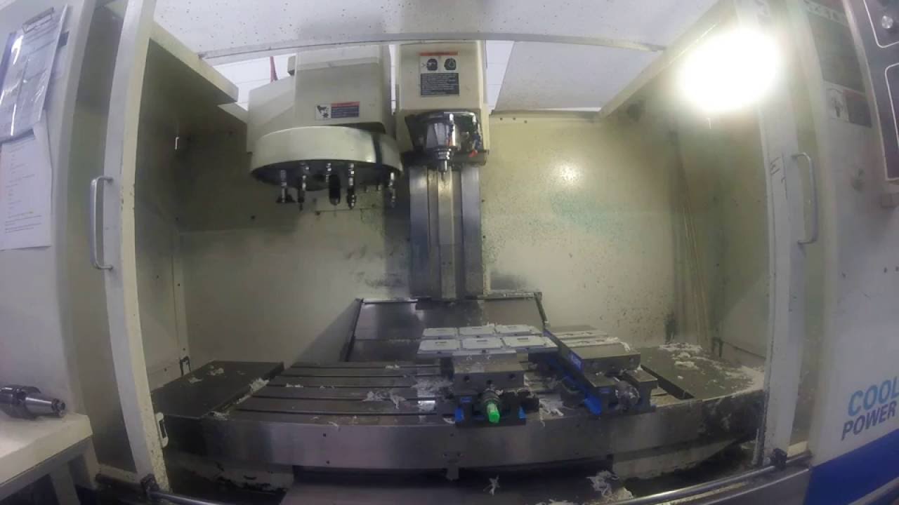 2000 Fadal VMC ATC Indexing - YouTube