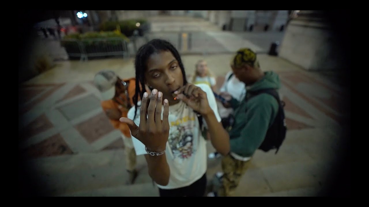 6ohnson X - PINHEAD LARRY (OFFICIAL VIDEO) - YouTube