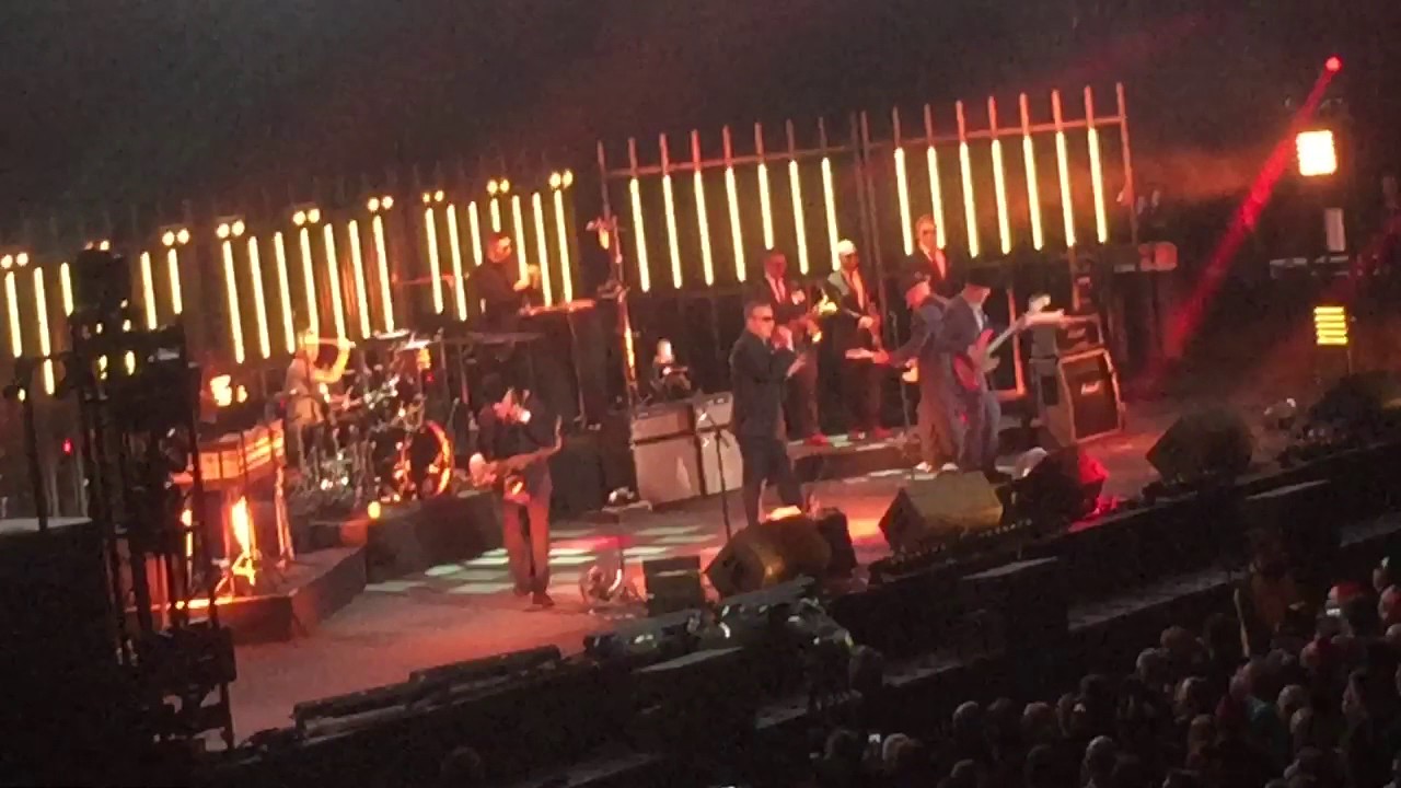 MADNESS live in manchester uk 2016 - YouTube