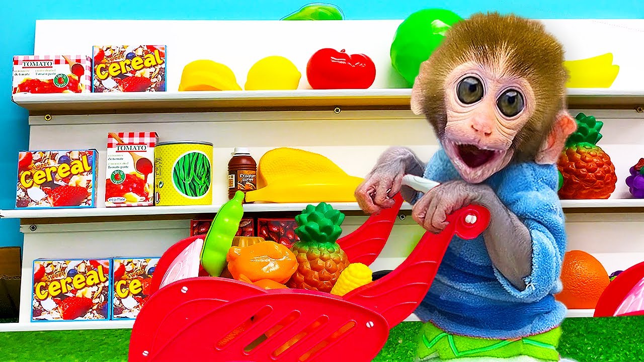 Baby Monkey JJ goes to the Supermarket for Groceries and prepares Food in the Kitchen - YouTube