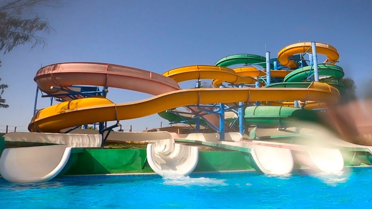 Snake Water Slide at Water Park Dreamland, Dubai UAE - YouTube