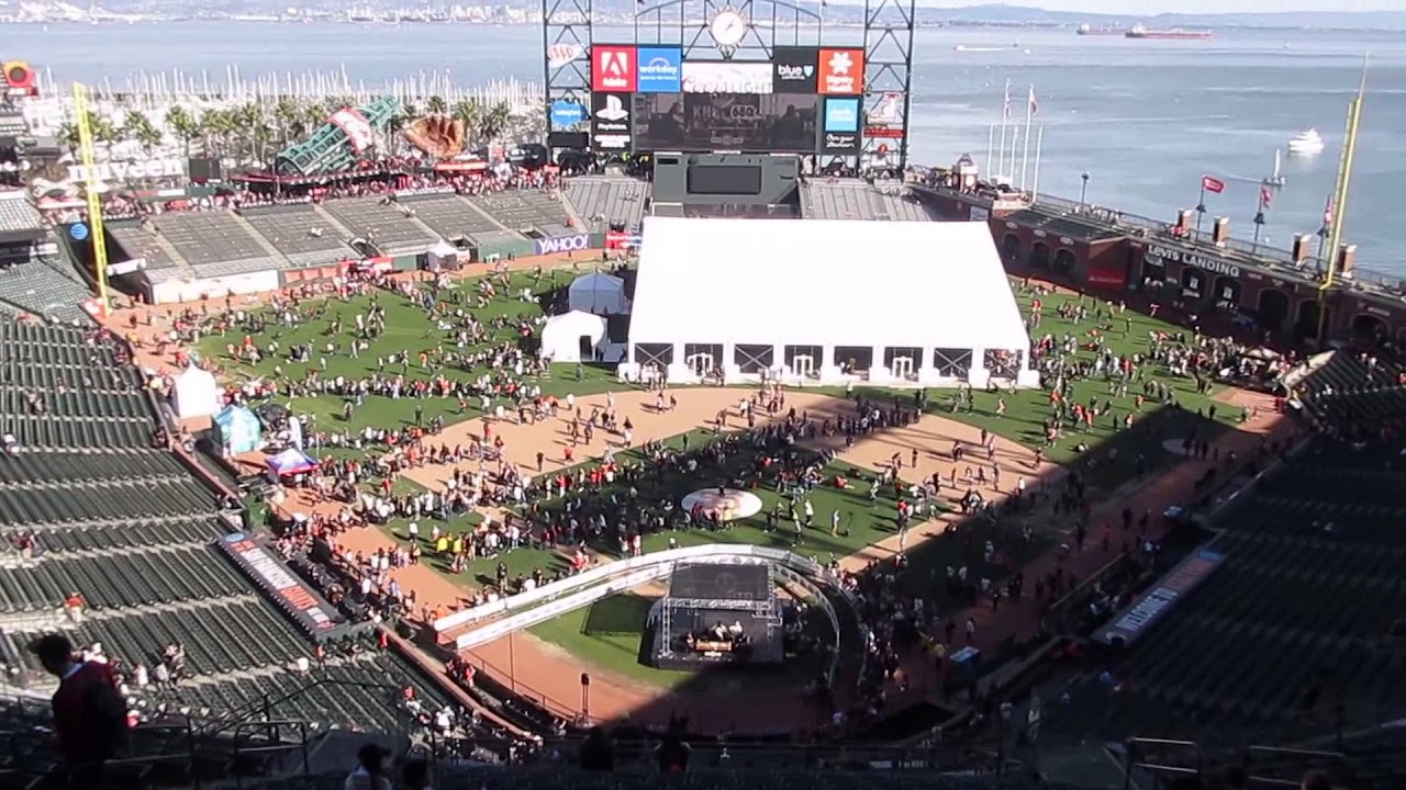 San Francisco Giants FanFest 2018 AT&T Park View Level San Francisco ...