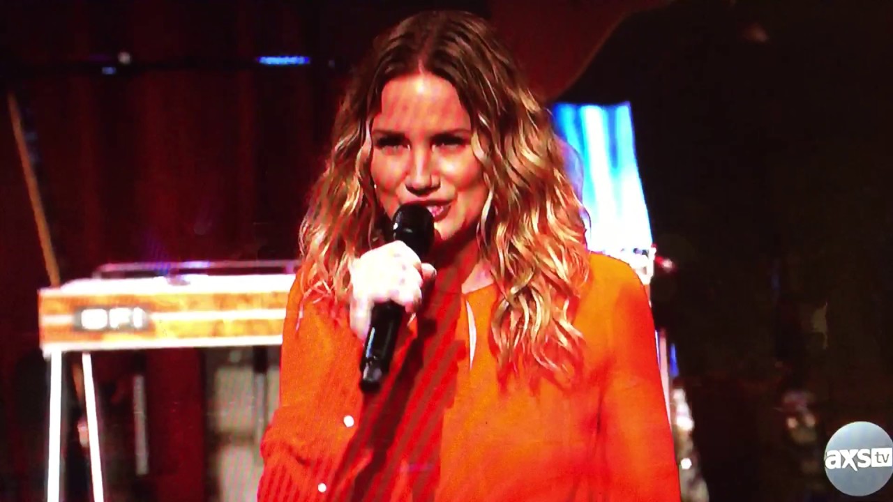 Jennifer Nettles - Little Drummer Boy - YouTube