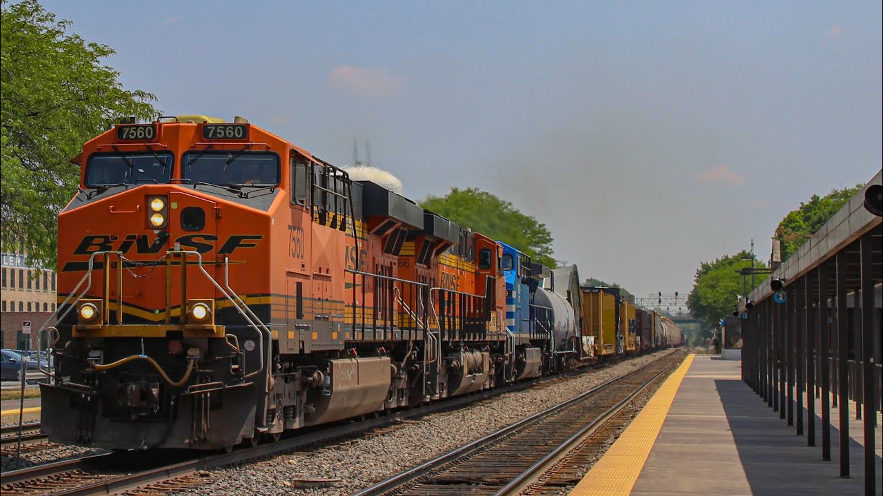 [6/24/23] Railfanning Naperville IL (ft CEFX AC44) - YouTube