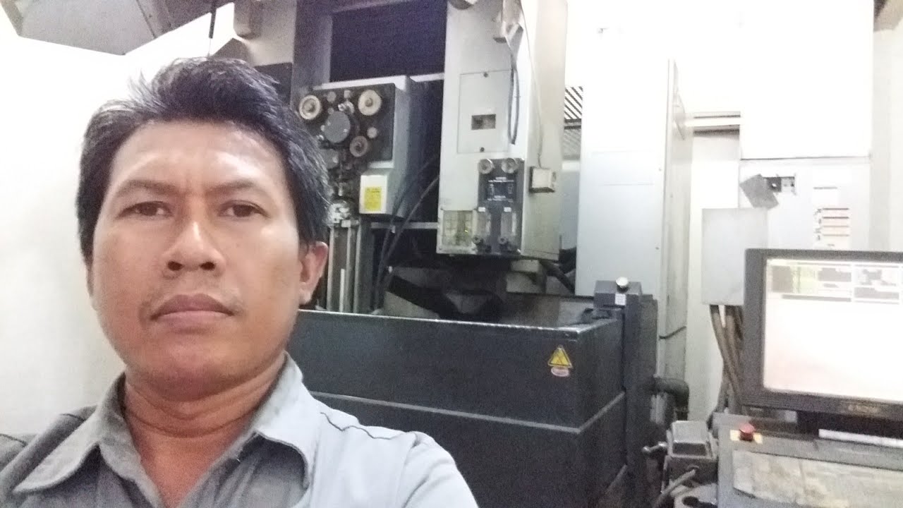 CNC WIRE CUT SODICK JAPAN - YouTube