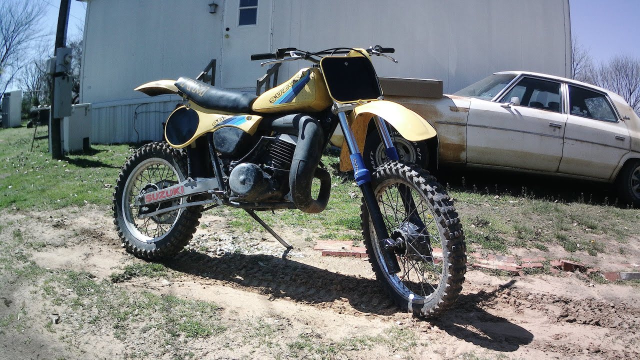 1982 Suzuki RM465 Fire and Ride - YouTube