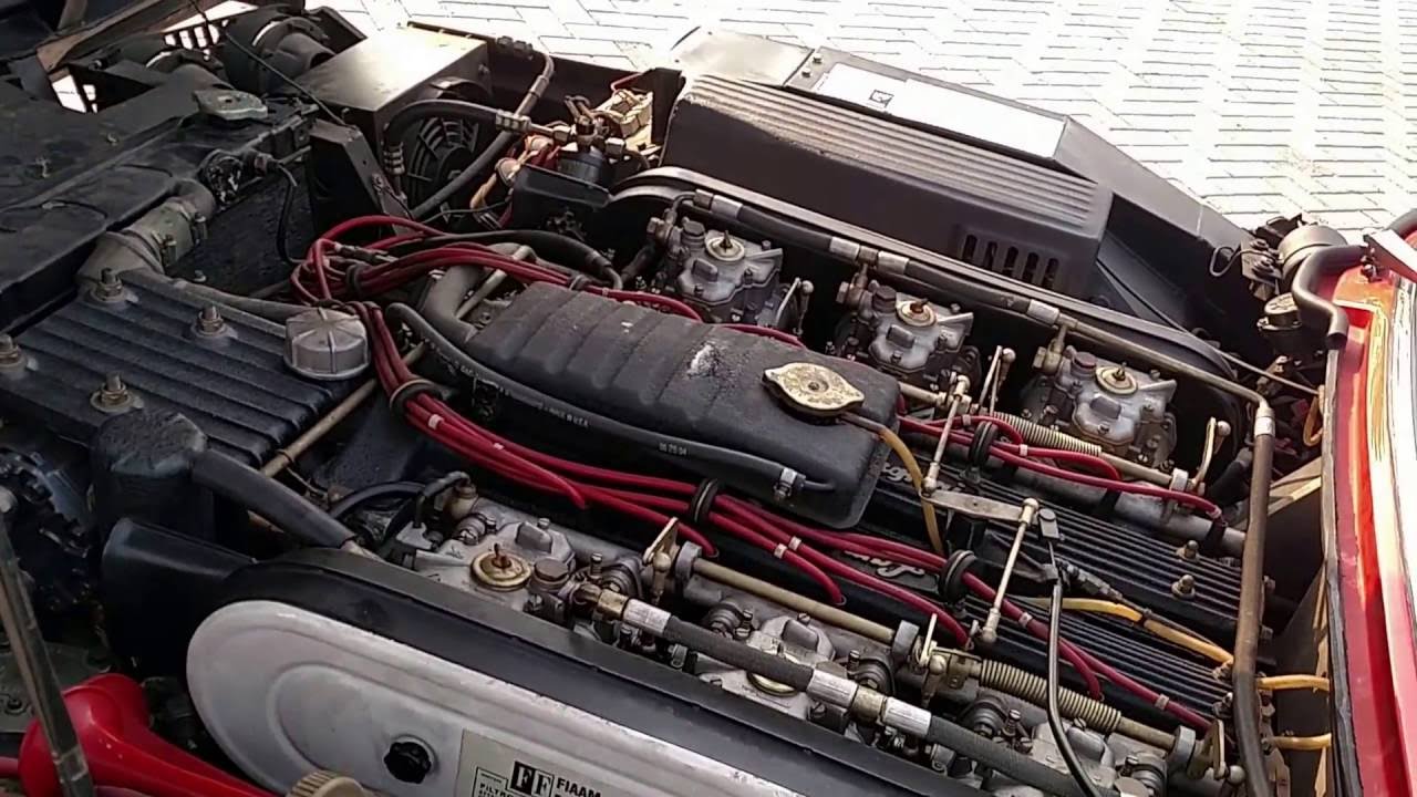 Lamborghini Espada Engine revving - YouTube