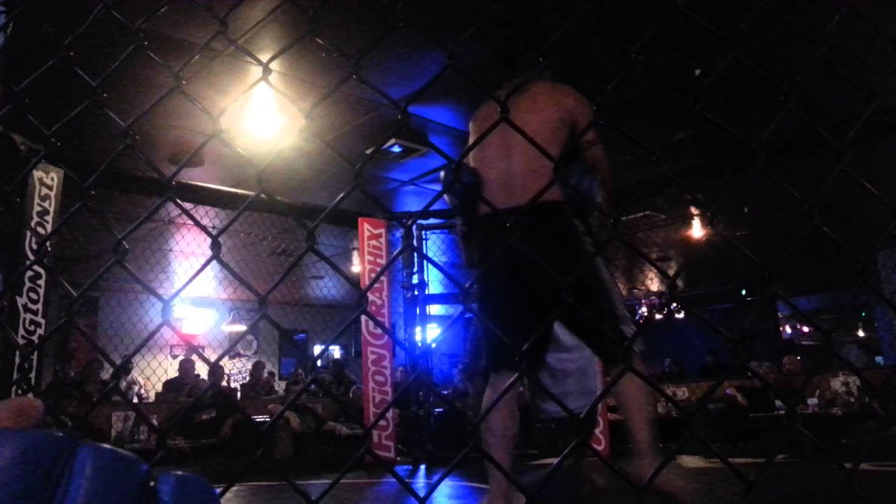 Josh Solis first boxing match part 2 - YouTube