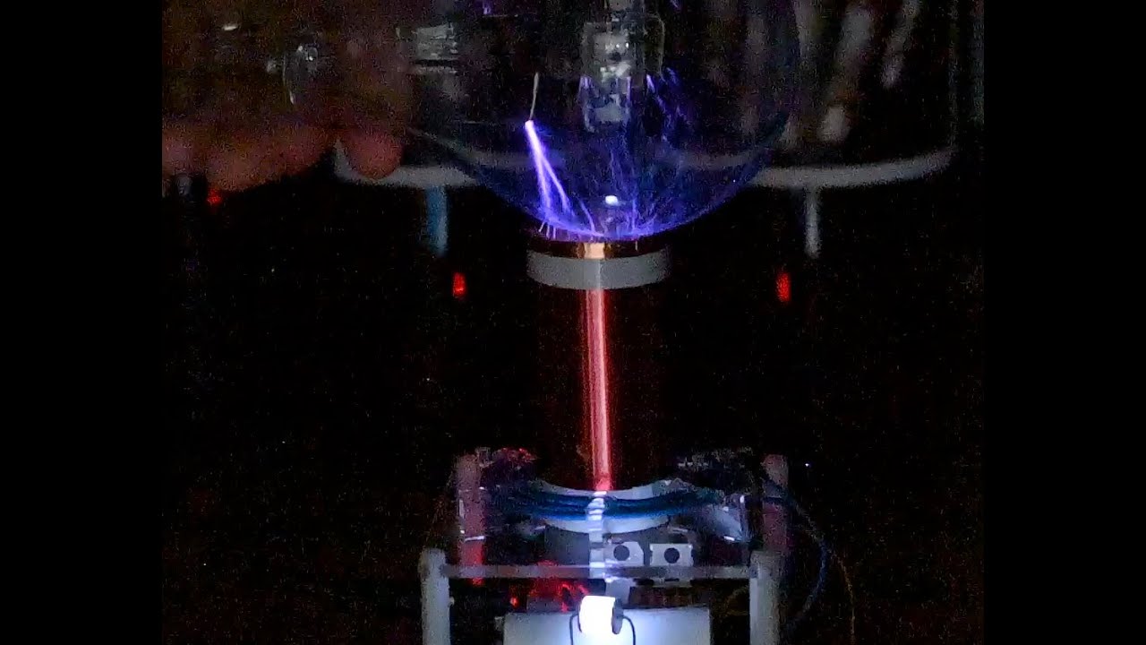 C.K. builds a Tesla coil kit from HandsMagic - YouTube