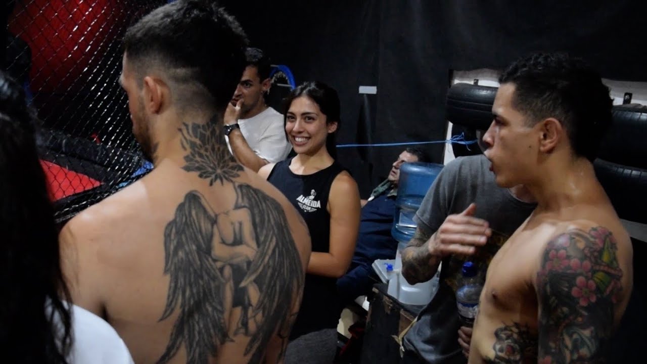 FAVIO VALIENTE "El Angel" - PELEA COMPLETA / K1 / LEON FIGHTER - YouTube