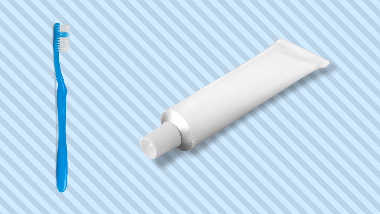 How to Apply Toothpaste on a Toothbrush - YouTube