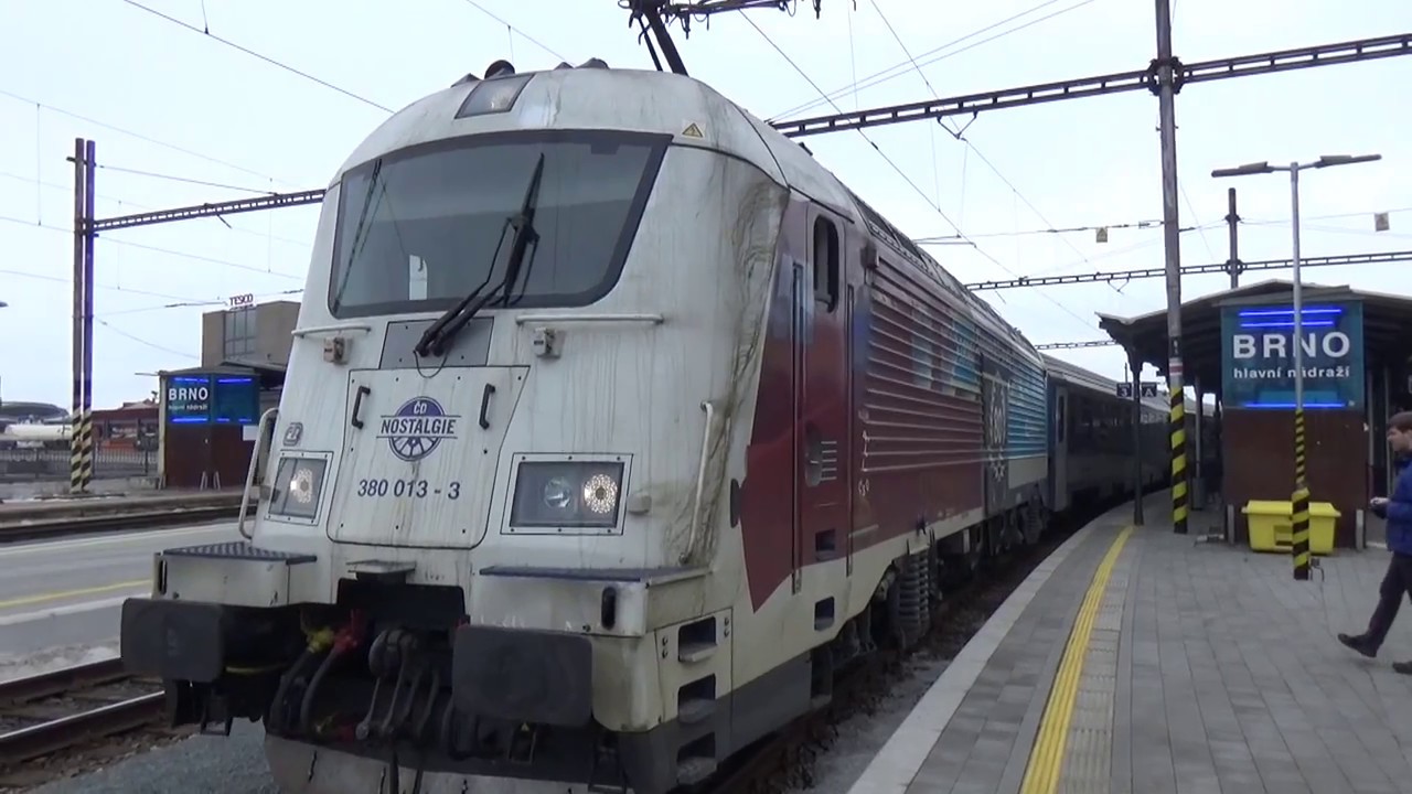 EC 172 Hungaria - odjezd Brno hl.n. 11.2.2017 - YouTube