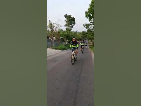Gowes akhir tahun - YouTube