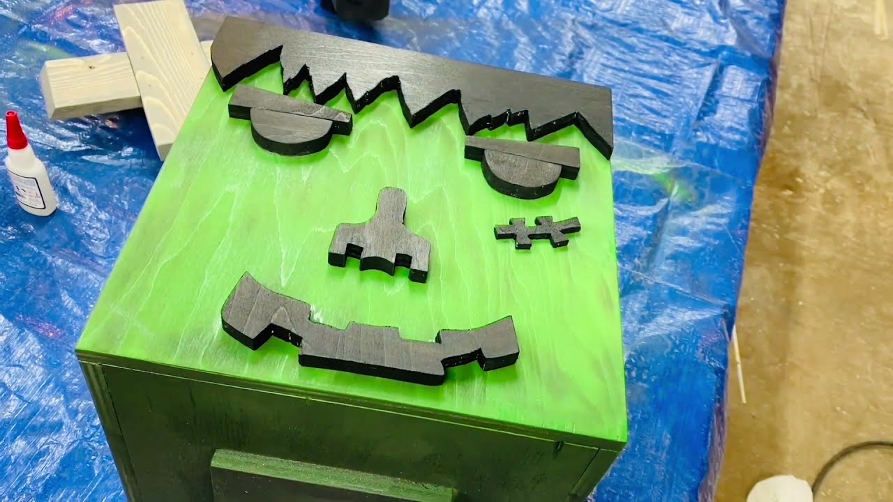 How to make a Frankenstein Candy Bowl - YouTube