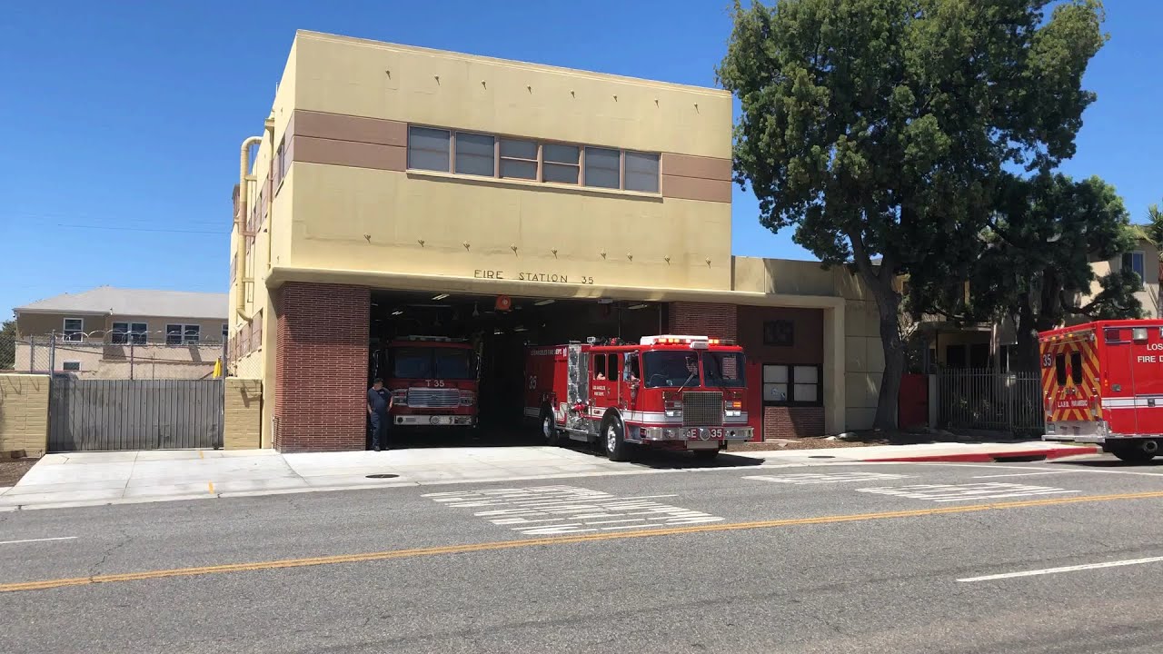 LAFD - Engine 35 & RA35 responding to different calls - YouTube