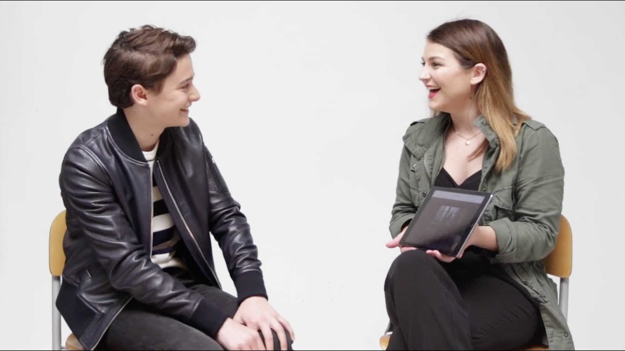 'Stranger Things' Star Noah Schnapp Watches Himself Cry On Screen w ...