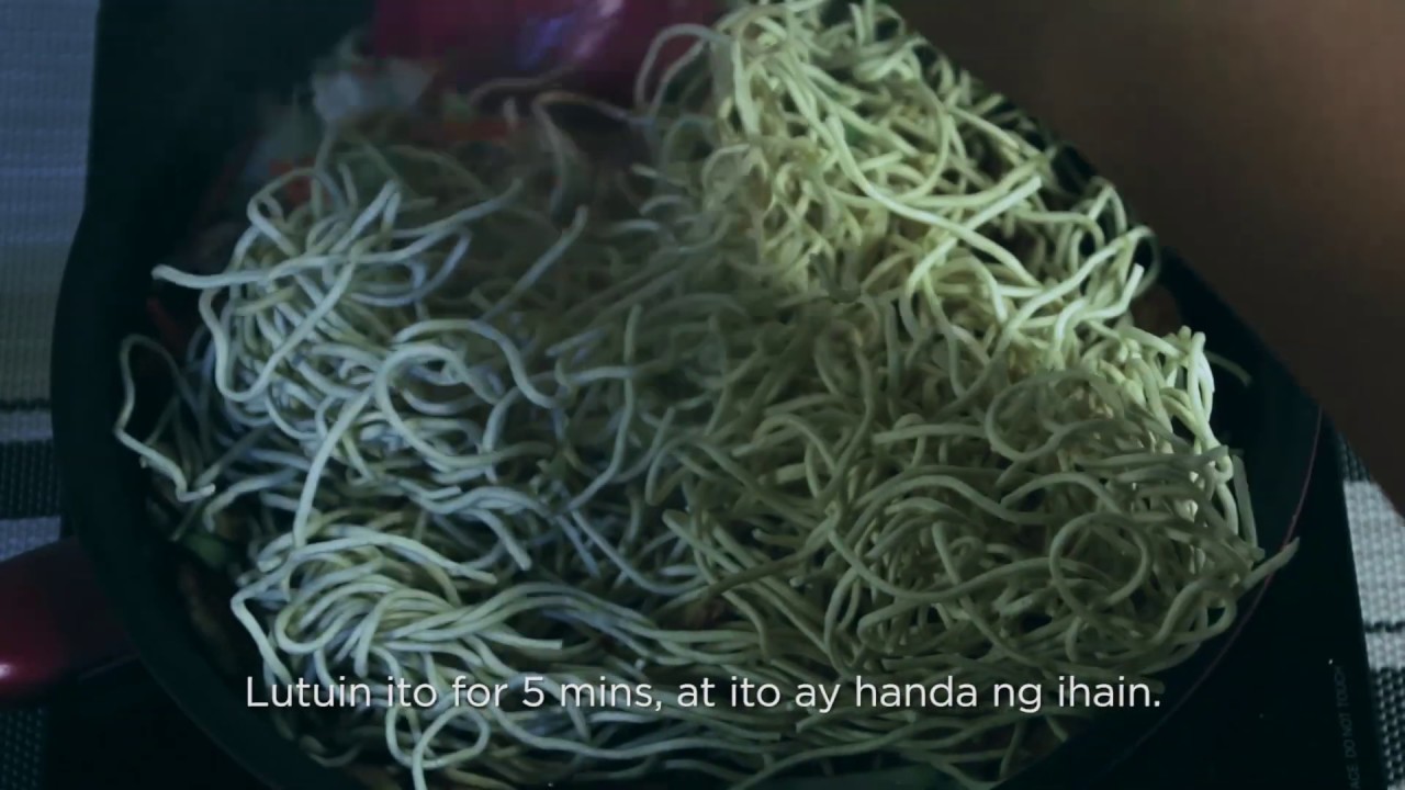 CHICKEN PANCIT CANTON RECIPE - YouTube