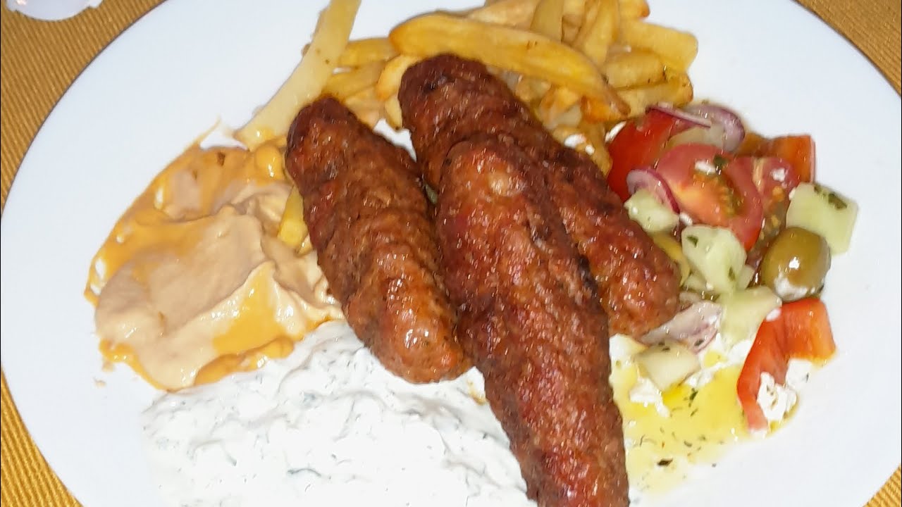 Mititei vagy másnèven miccs/ az erdélyi csevapcsicsa /a grill húsok ...