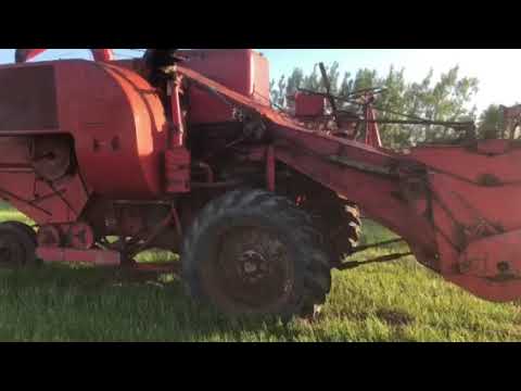 MF 780 special combine Harvester - YouTube