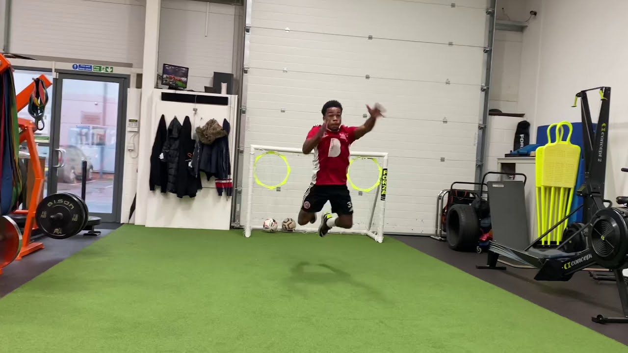 Progressive plyo & change of direction session for football with Ta ...