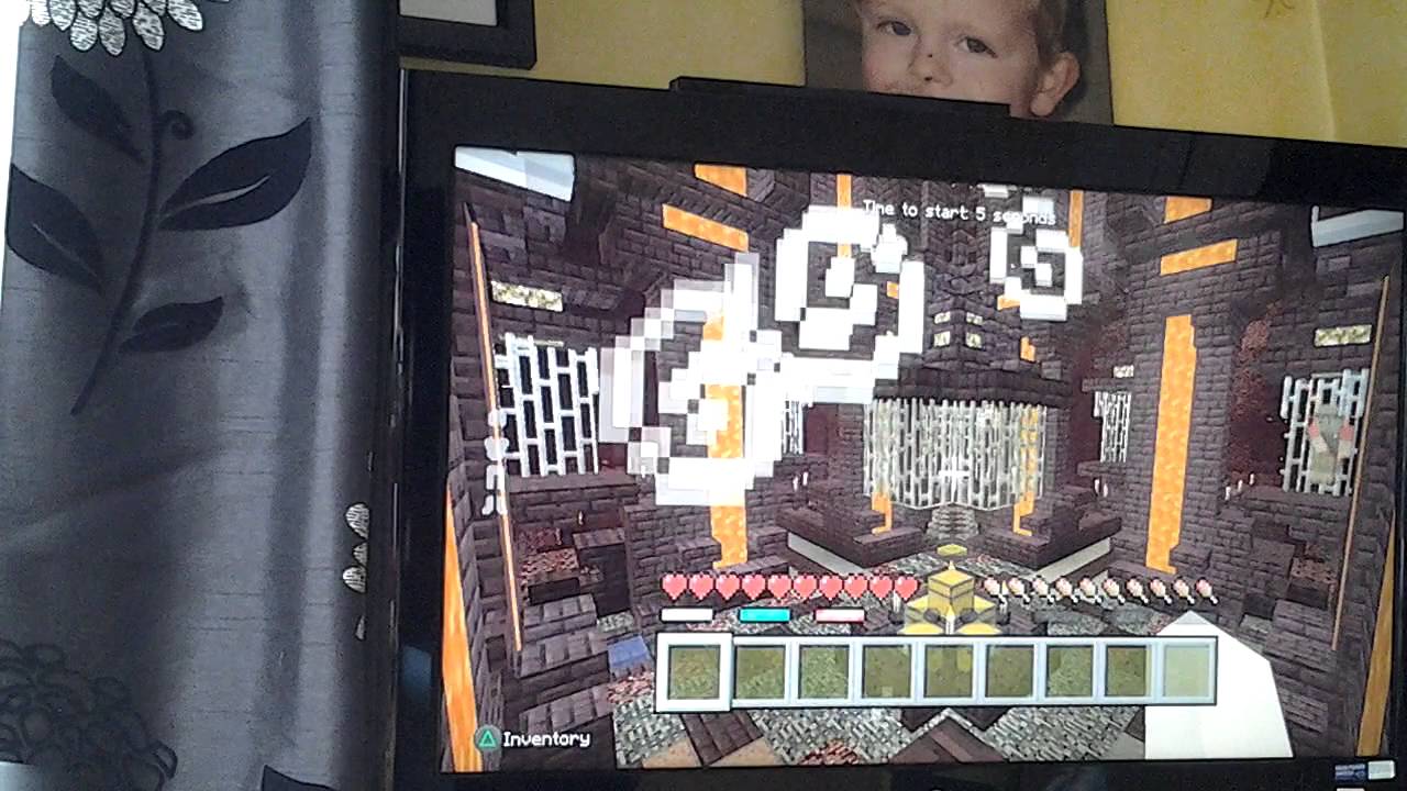 Minecraft ps3 battle Mini game the C,s - YouTube